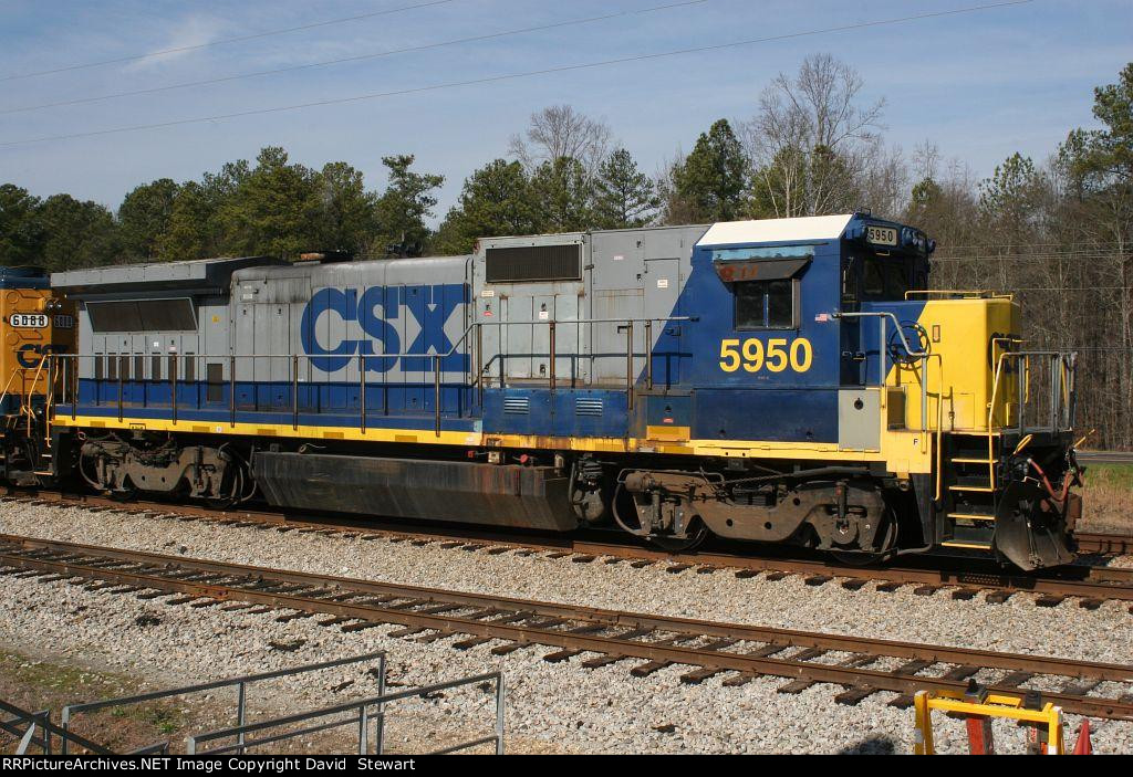 CSX B40-8 5950